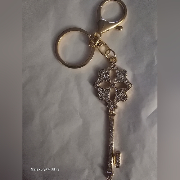 Accessories | Elegant Gold Key Bag Charm Keychain New | Poshmark